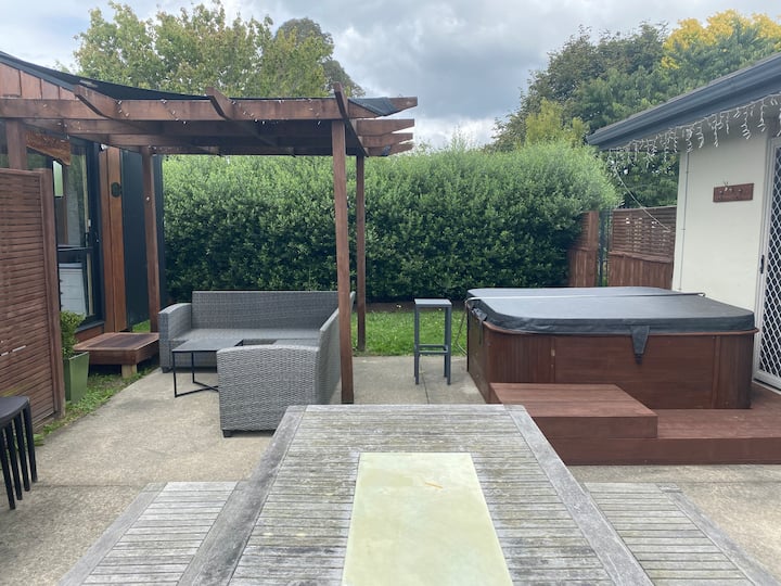 Back Yard Retreat - Rotorua