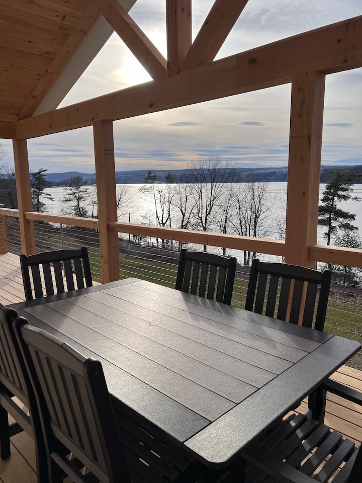 Qka Quarters With Perfect Deck - Finger Lakes, NY