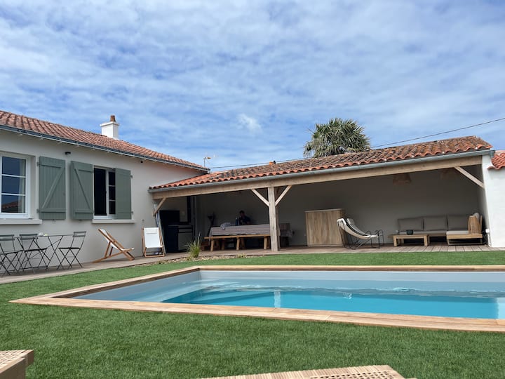 Maison De Vacances Avec Piscine Et Cheminée - Noirmoutier-en-l'Île