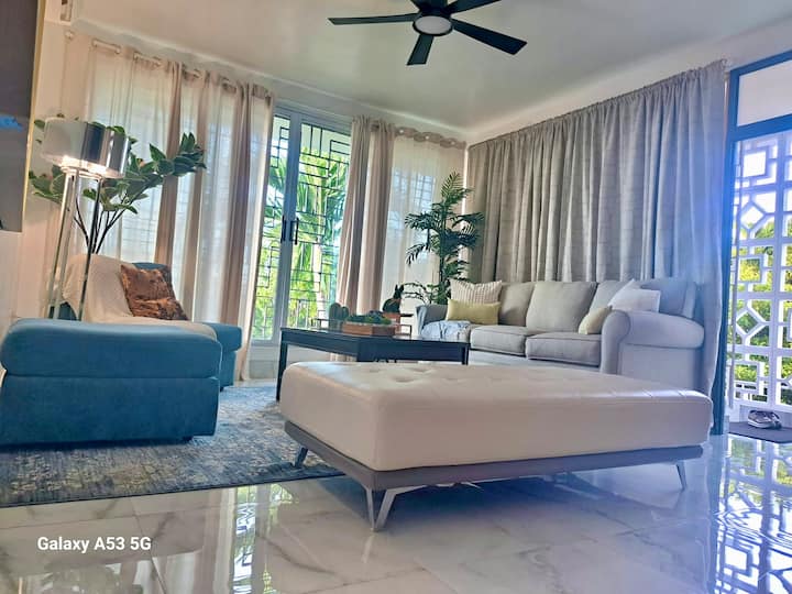 Away, Still Home! 4 Bedrooms 8 Beds! Solar Panel - San Juan