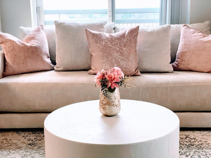 Luxurious Apartment  - King / Queen Beds - Rockville, MD