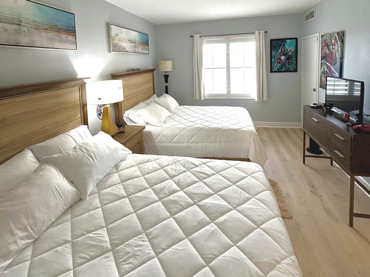 Luxe Condo Near Epic Universe & Icon Park! #408 - Orlando, FL