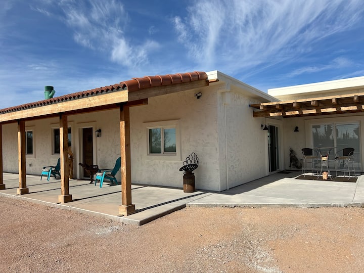 Desert Sun Villa - Apache Junction