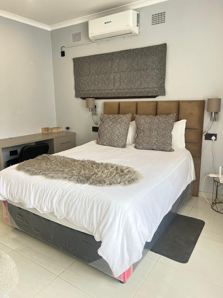 Avondale, Aircon,solar, Smart Tv, Wifi,netflix - Harare