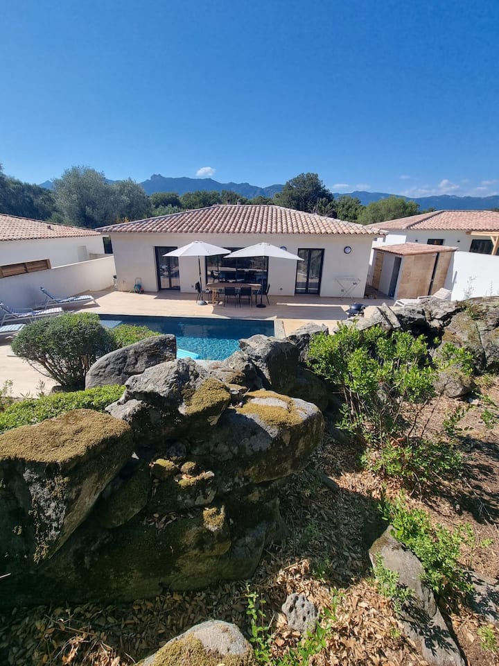 Maison Avec Piscine Privée - Santa Giulia