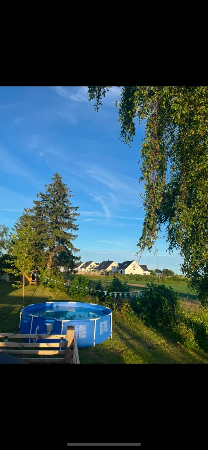 Hus Med Stor Tomt I Söderläge - Trelleborg