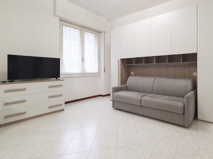 L’oasi Di Via Melzo - Milan