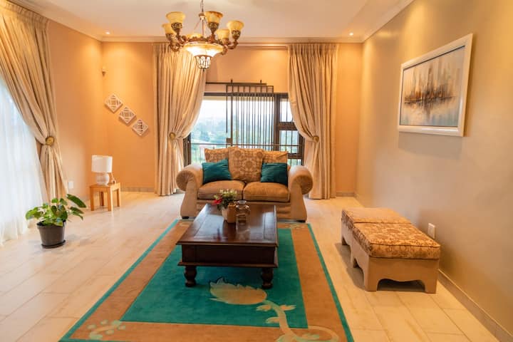 Gorge View.
Stylish, Tranquil, Convenient. - Mbabane