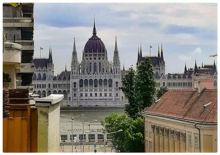 Sunny Balcony Apartment - Budapest