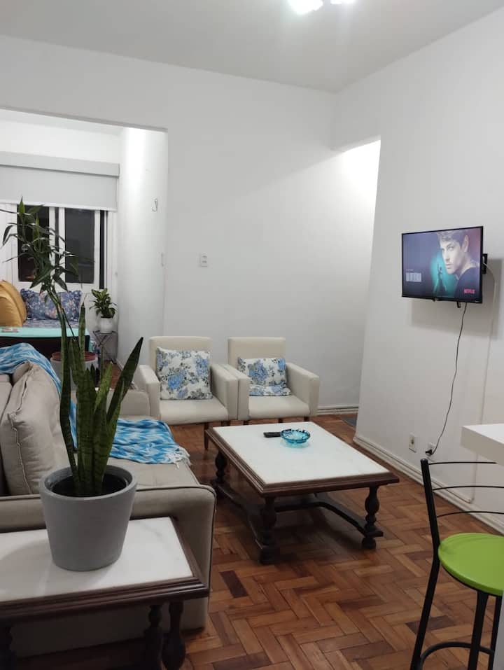 1 Bedroom 6 Min. Walking To Copacabana Beach - Rio de Janeiro