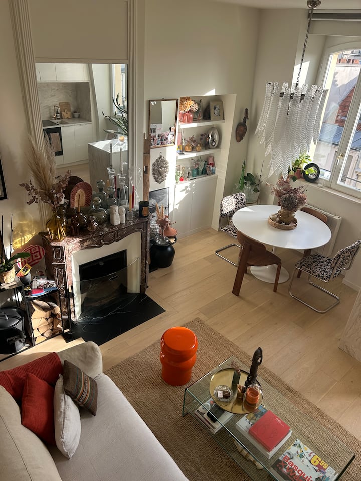 Charmant Appartement, Vue Ciel Au Cœur Du 10ᵉ - Paris 10e Arrondissement