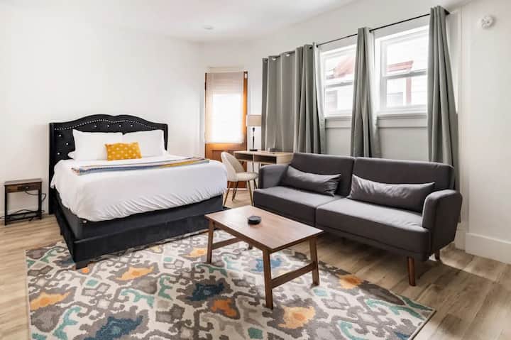 Studio Apt In Dayton - Dayton, OH