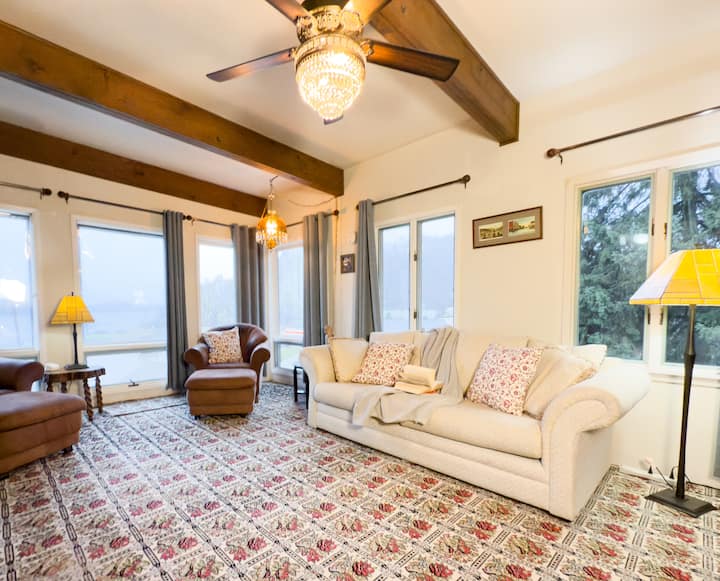 American House 1854-pocket City Penthouse Suite - Prairie du Chien, WI