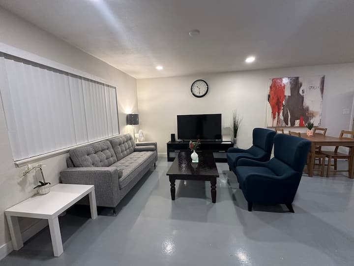 Amazing Private Room #7 - Las Vegas