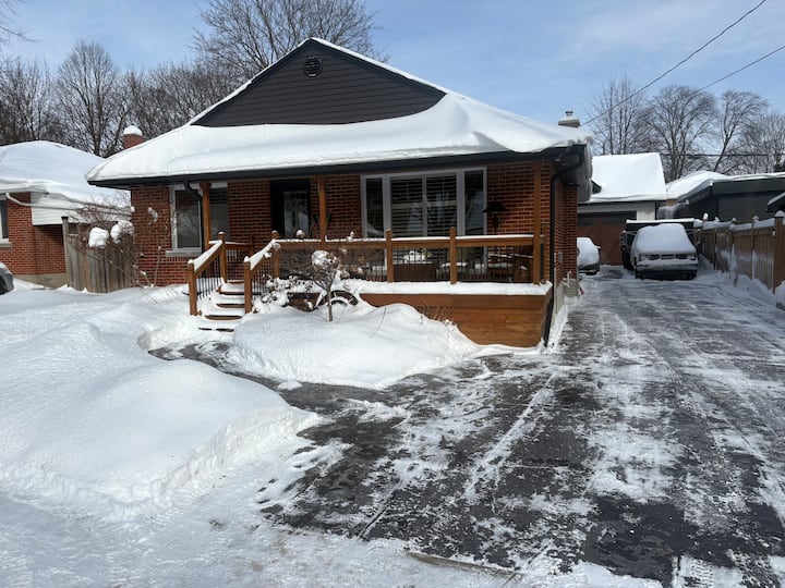 Metcalfe Manor - Guelph