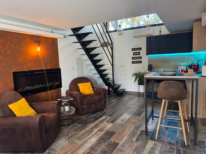 Appartement En Duplex à Istres - Parking Privé - Saint-Martin-de-Crau