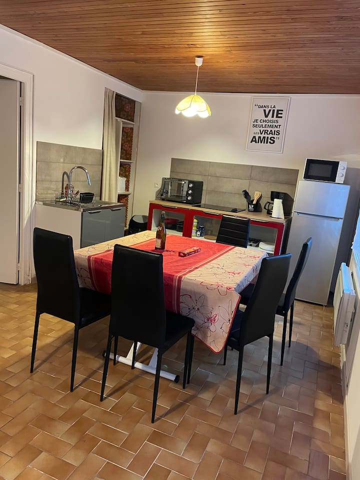 Maison Proche Du Lac - Meslan