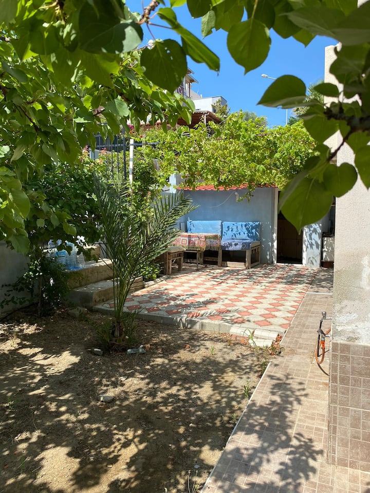 3 Katlı Ev (Müstakil Bahçeli ) - Seferihisar