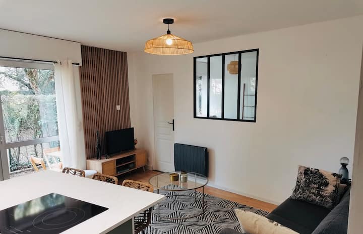 Bel Appartement Avec Terrasse & Terrain De Tennis! - Bordeaux