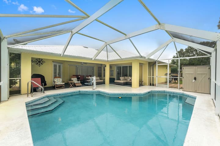 Family Fun! Treasure Coast Home W/ Heated Pool - Sebastian, FL