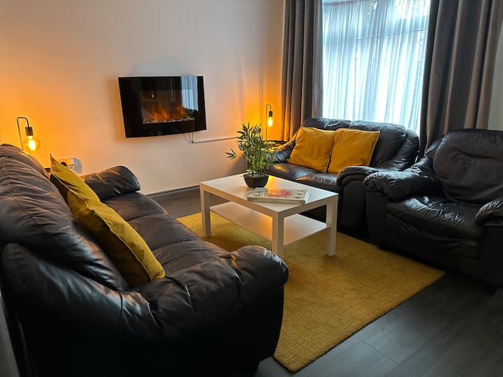 Perfect For Contractors, Tvs In Every Bedroom - Armagh
