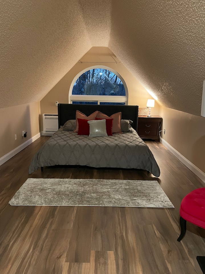 Serene Oasis Waiting For You. - Rock Hill, NY