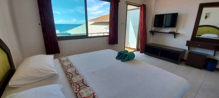 Ploy Talay , Std 2 Samed Island - サメット島