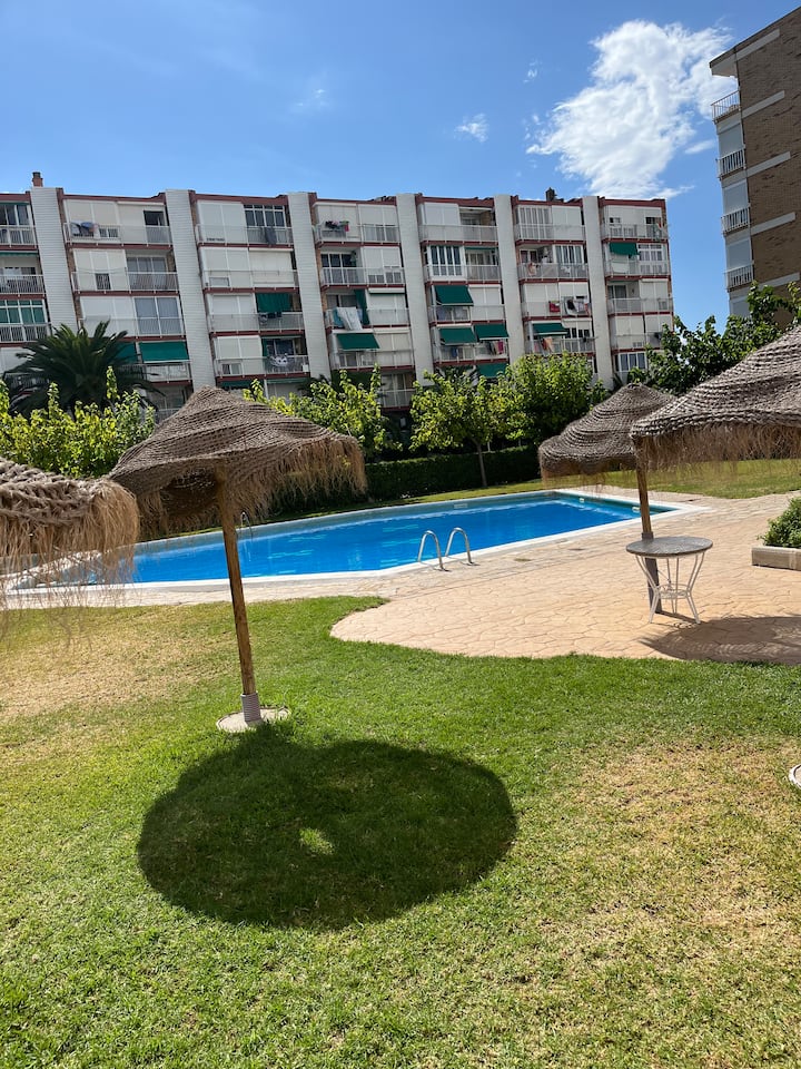 Refugio Con Encanto Y Piscina A 180m De La Playa - Costa Dorada, España