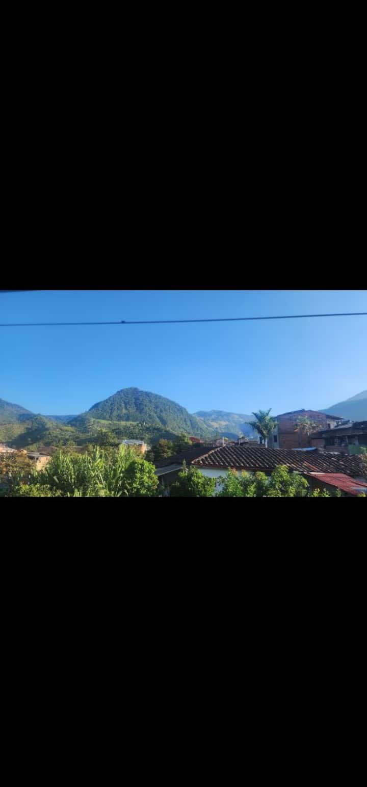 Habitación Comoda, Con Baño Compartido. - Andes