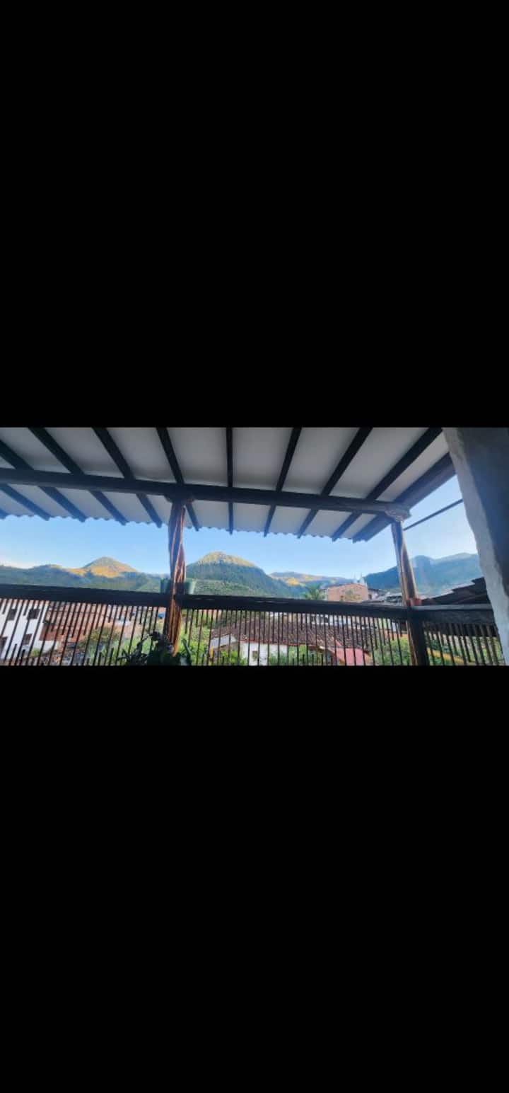 Cómoda Habitación - Jardín
