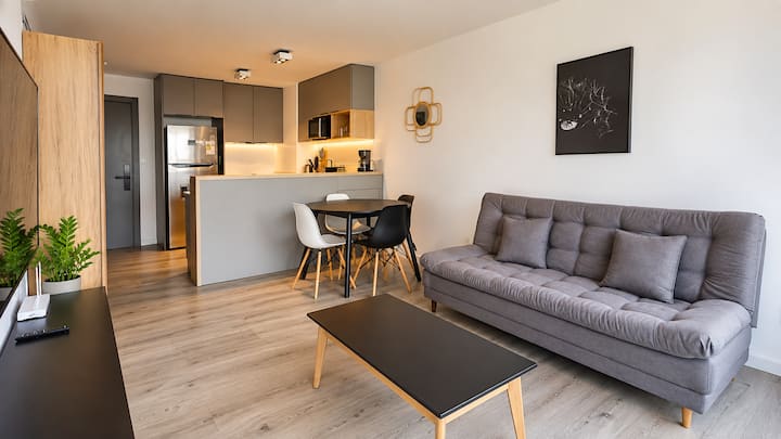 Moderno Apto Con Piscina Y Gimnasio | More Buceo - Montevideo
