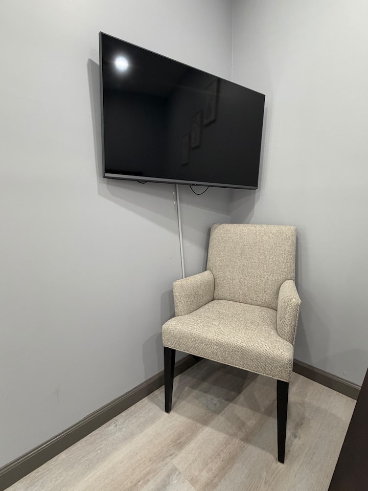 Cozy Little Apartment - Alpharetta, GA