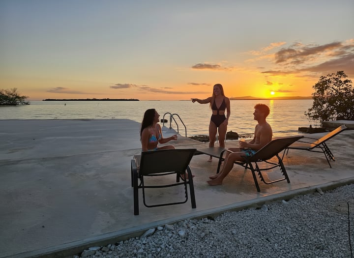 Oceanfront Retreat W/private Dock & Saltwater Pool - Peñuelas