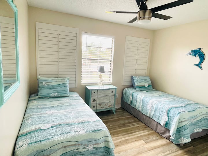 Beach Condo-wifi, Pool, Near Amphitheatre - St. Augustine, FL