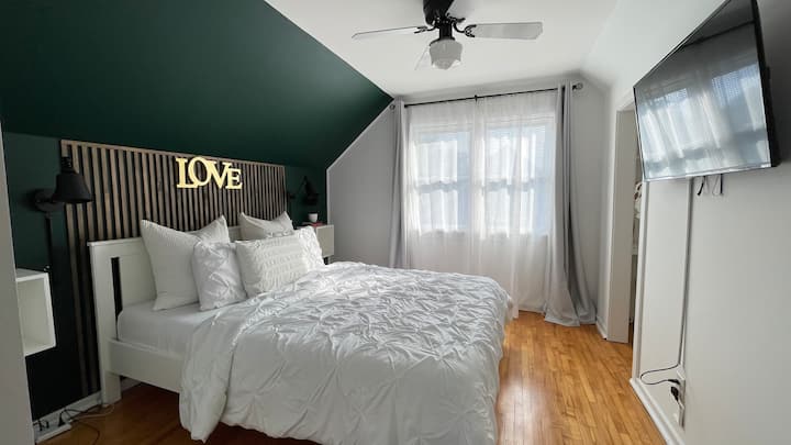 The Embernook | 1 Bedroom - Barrie