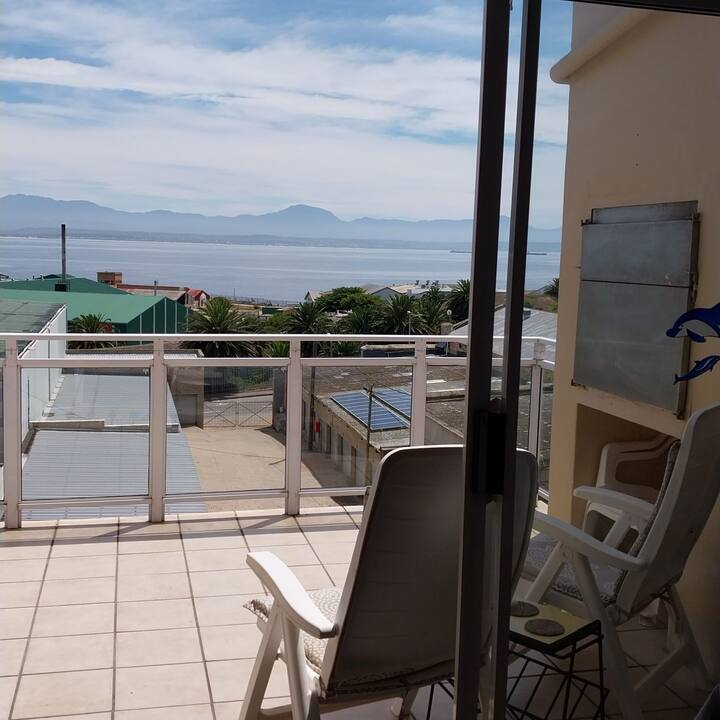 Bv10 With Seaview In Mosselbay - Mossel Bay