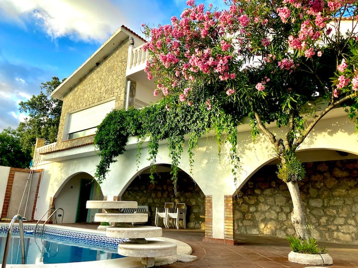 Casa Rural “ La Algarabía” - Grazalema