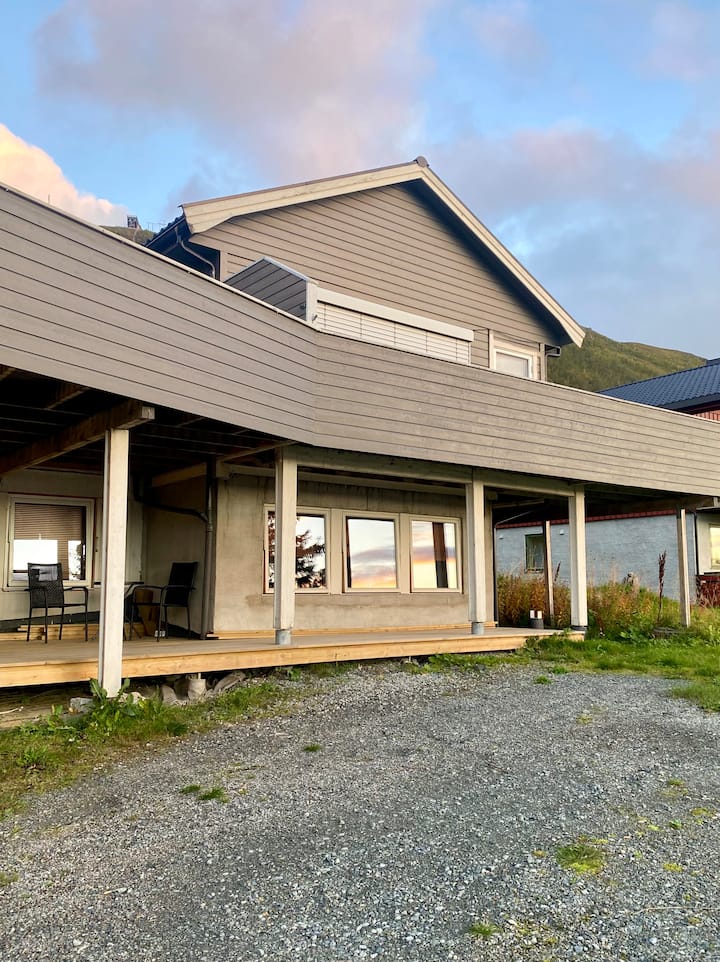 Apartment W/ Kitchen/bathroom/bedroom Near Poi - トロムセー