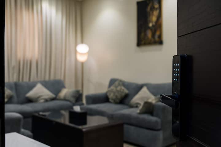 غرفة وصالة واسعة بدخول ذكي بحي الياسمين بالرياض - Riyadh