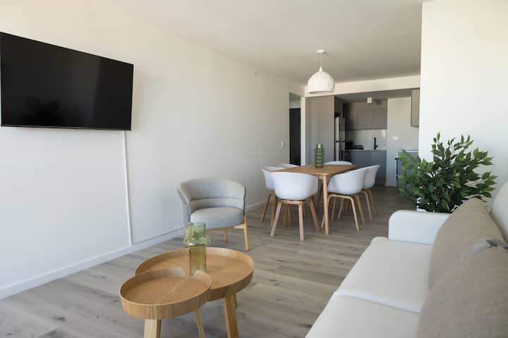 Moderno, Amplio Y Elegante En More Buceo - Montevideo