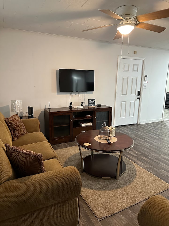 Spacious Country Home - Chicot State Park, Ville Platte