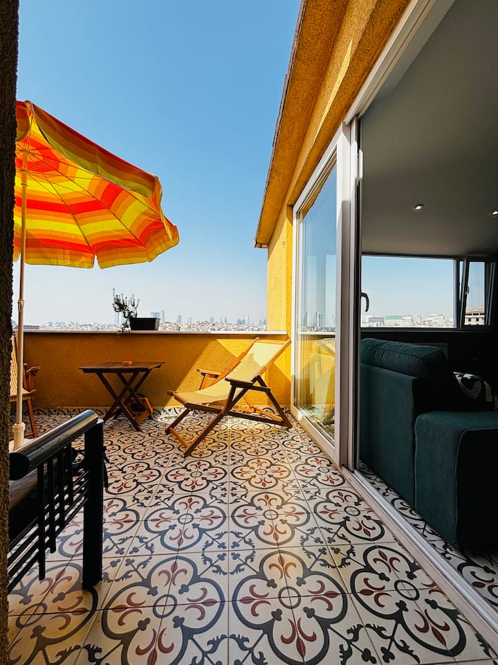 Cityview Terrace In The Taxim City - İstanbul