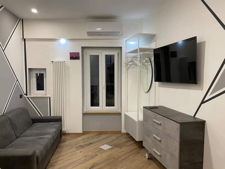 5 Happy House In Rome - Rome