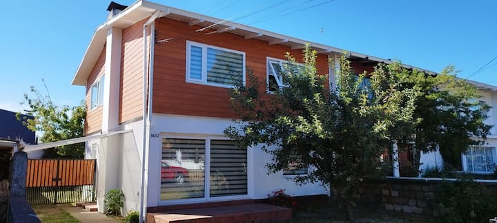 Casa Renovada Barrio Céntrico De Osorno - Osorno