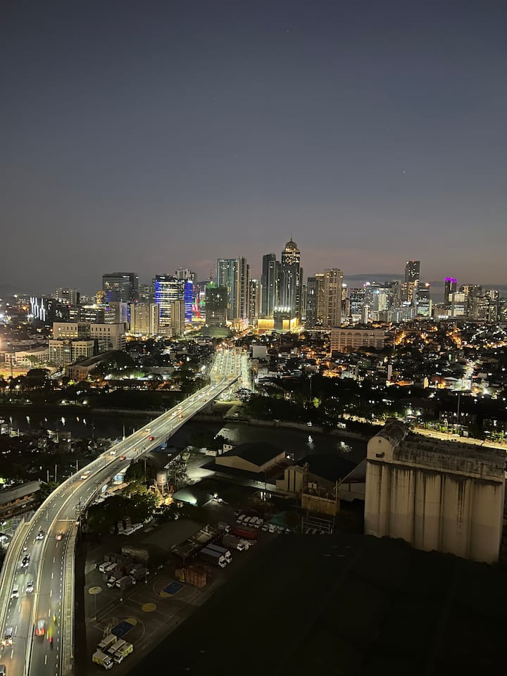 Near Bgc Makati Ortigas 1br Wi-fi Netflix Balcony - Pasig