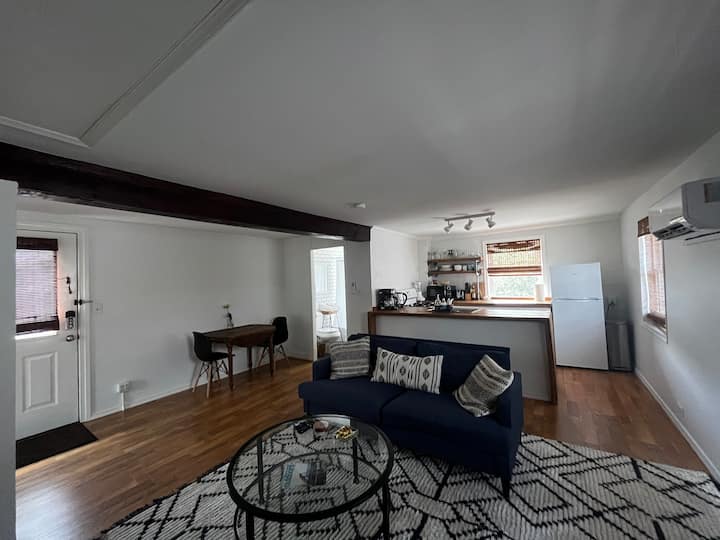The Belmont Loft ~ 15 Min Walk Downtown, Free Park - Charlottesville, VA