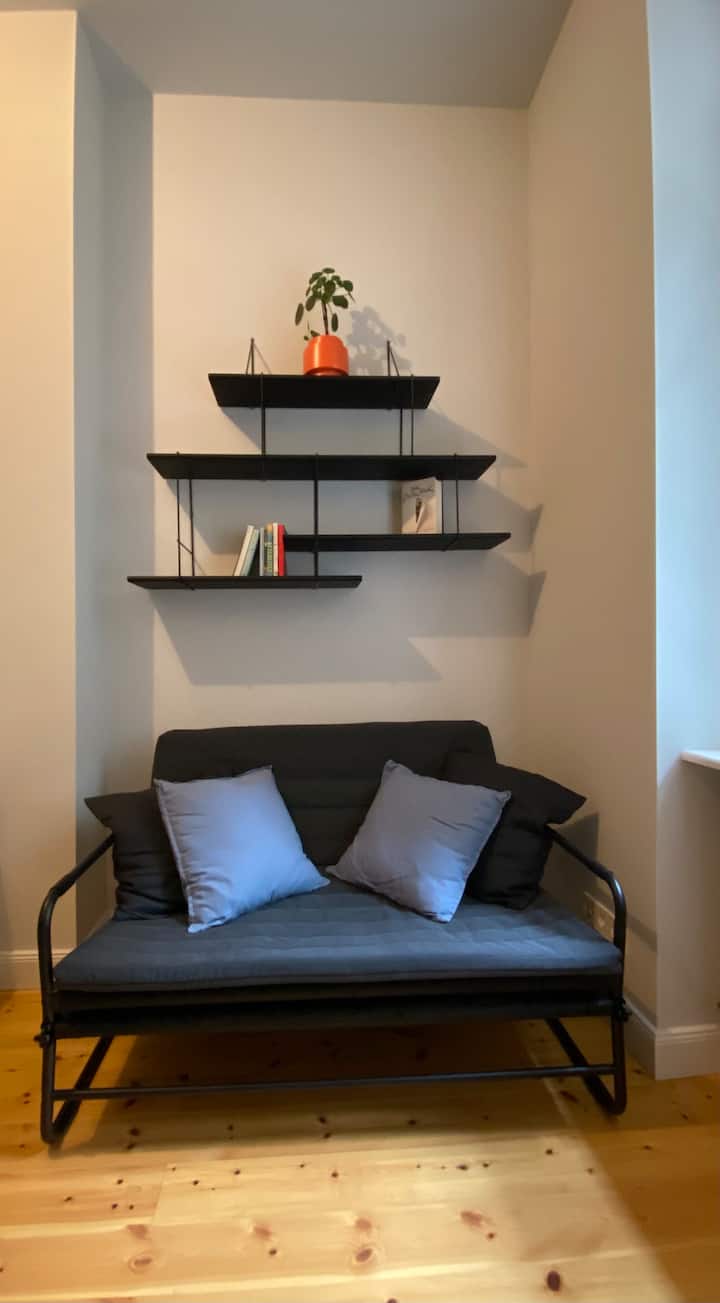 Newly Renovated Studio In Mitte - Berlin Tegel Airport (TXL)