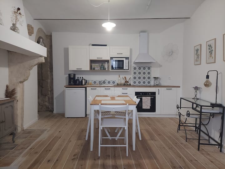 Charme Et Authenticité Uzès - Pont Du Gard - Collias