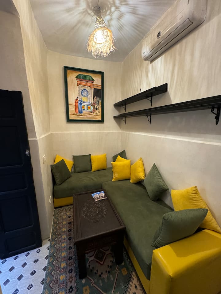 Well Furnished Sweet Prived Riad - Marrakesh