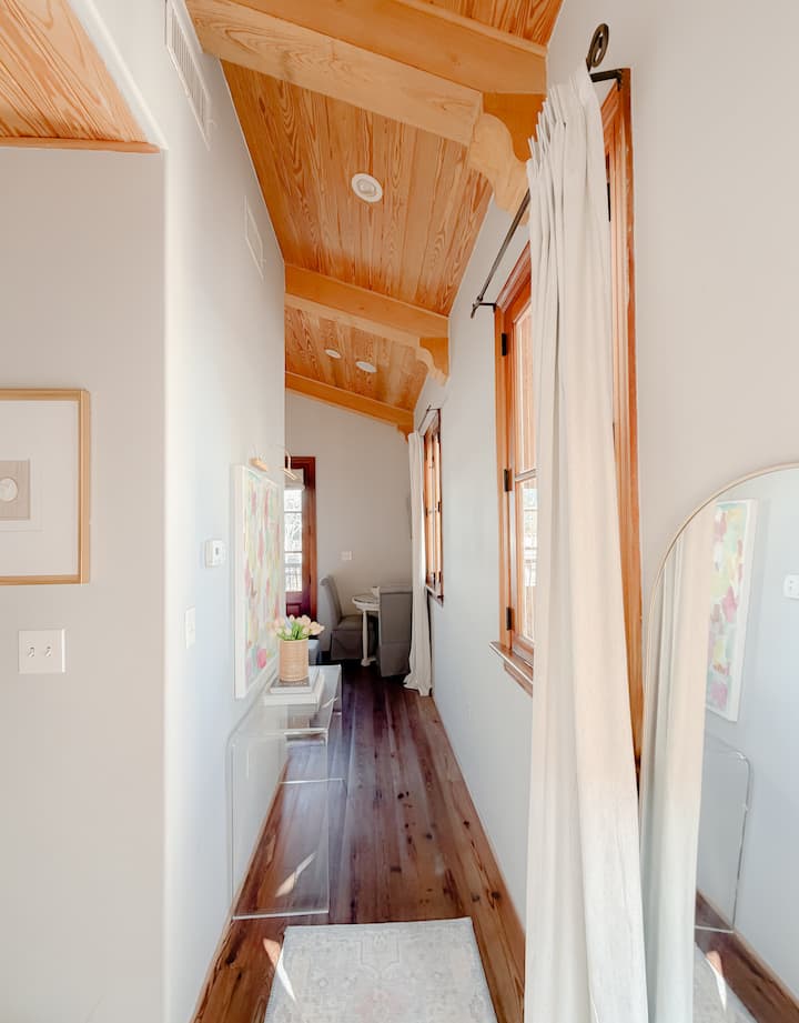 The Fairhope Flat - Fairhope, AL